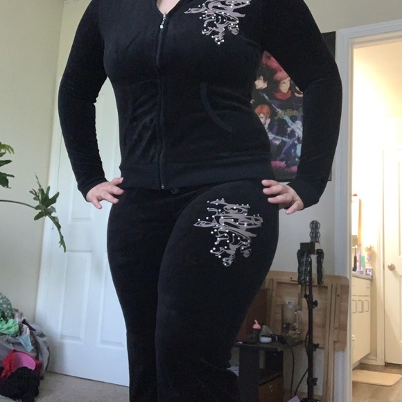 divine | Pants & Jumpsuits | Super Cute Tracksuit | Poshmark